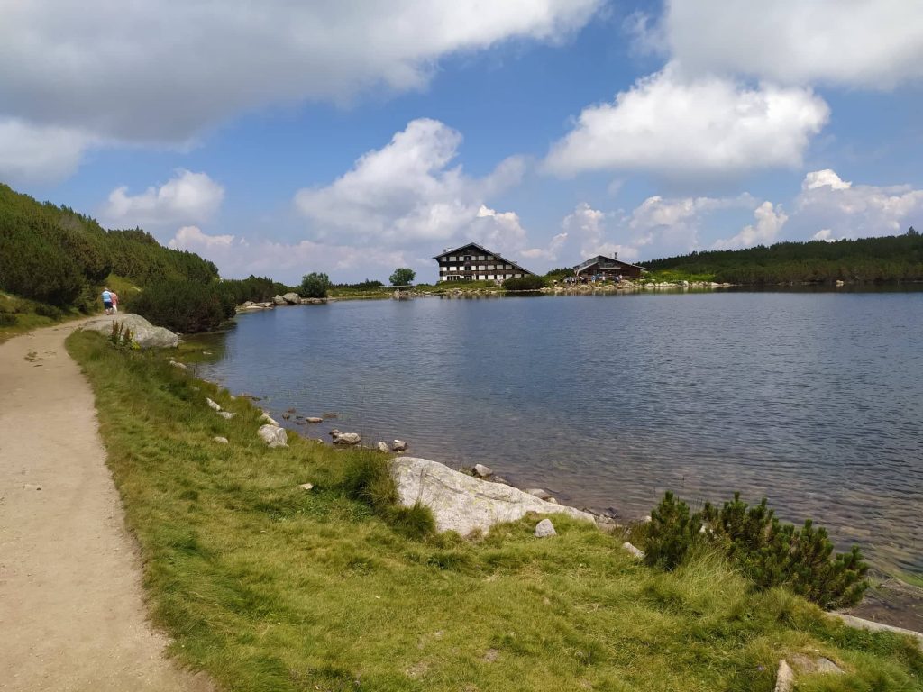 Разходка до хижа Безбог и връх Безбог - Zavedime.com Еднодневна ...