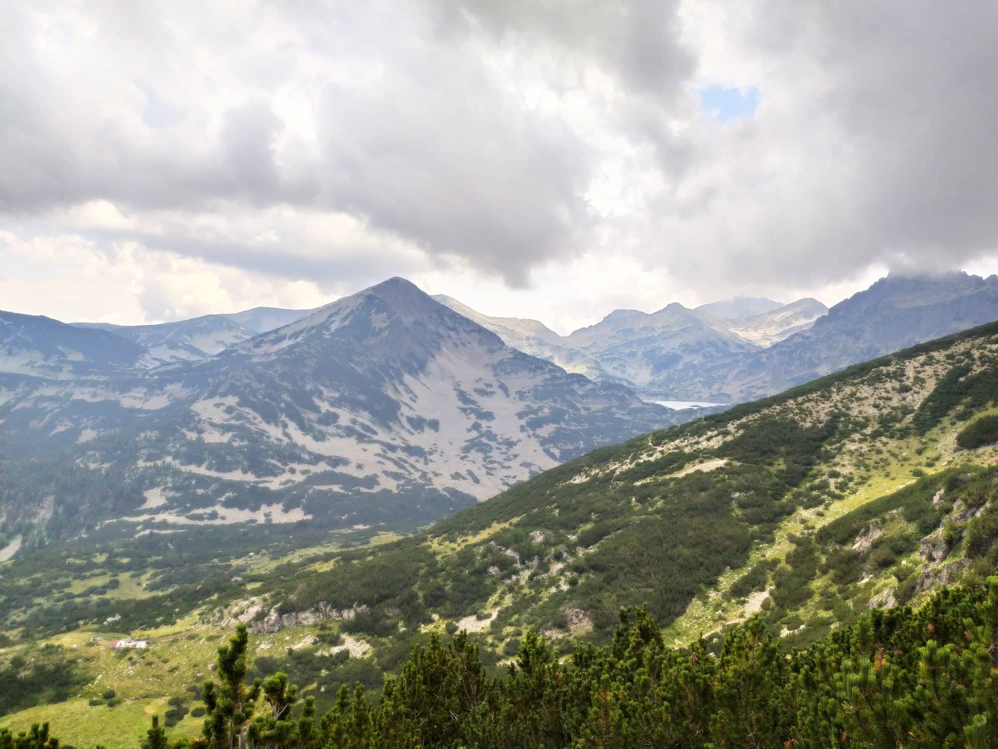 Разходка до хижа Безбог и връх Безбог - Zavedime.com Еднодневна ...